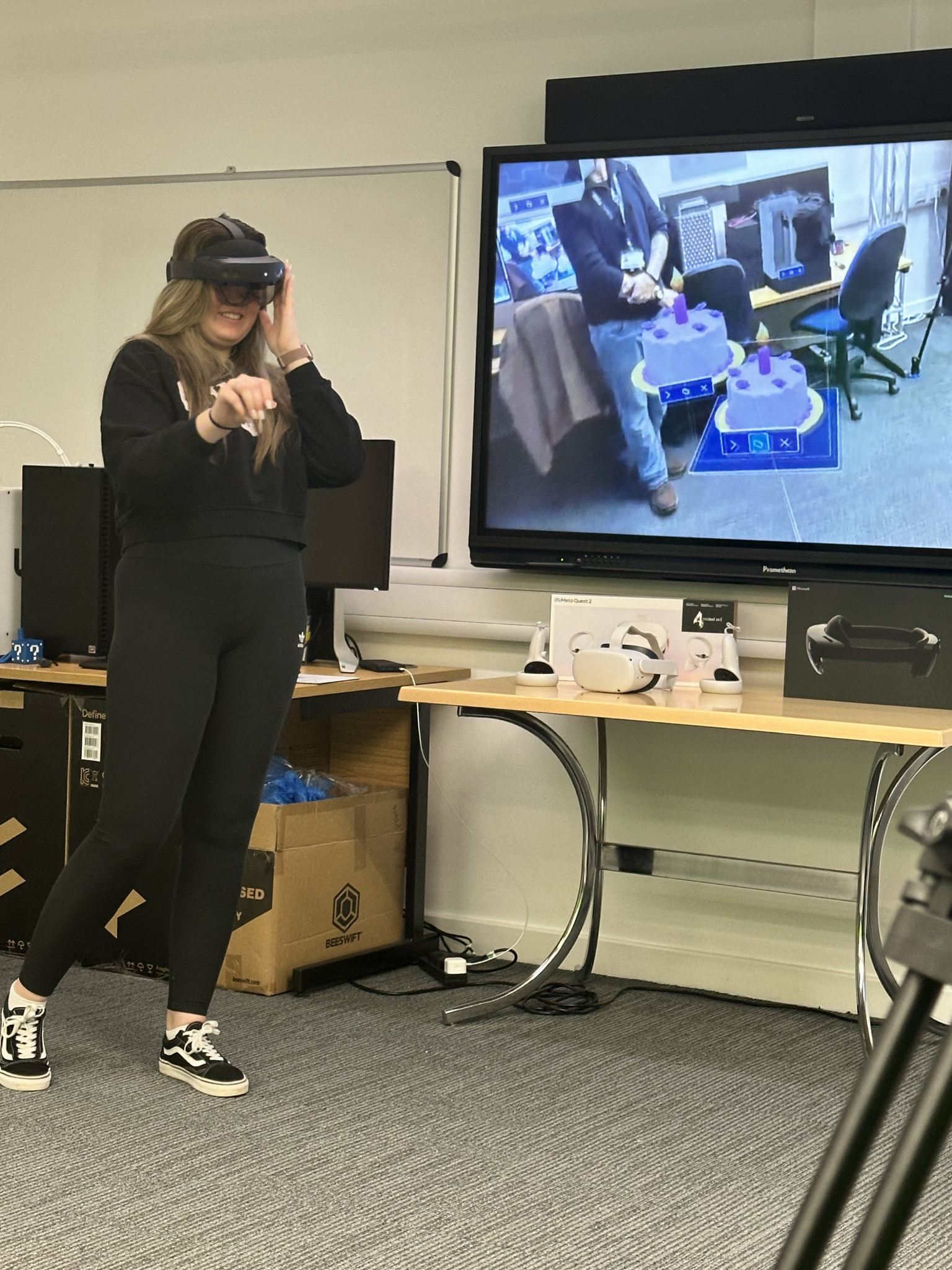 Students explore the role of virtual reality in speech and language ...