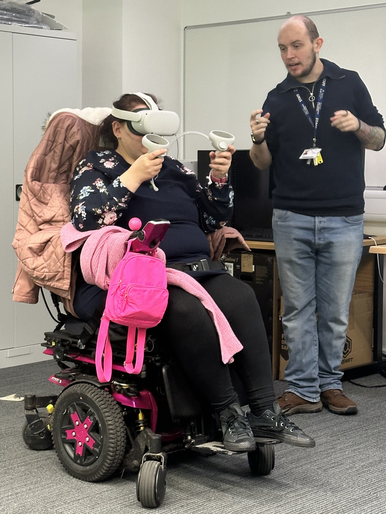 Students explore the role of virtual reality in speech and language ...